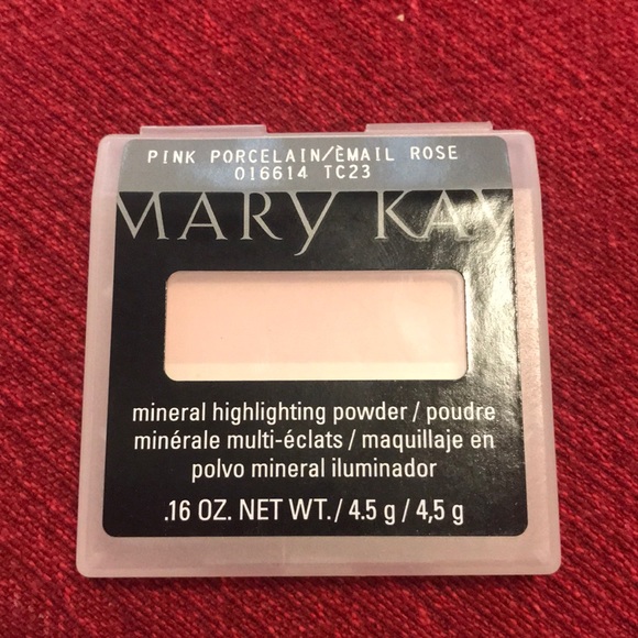 Mary Kay | Makeup | Mary Kay Mineral Highlighting Powder | Poshmark
